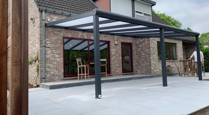 Een terrasoverkapping, pergola of veranda? Maak de beste keuze met ...